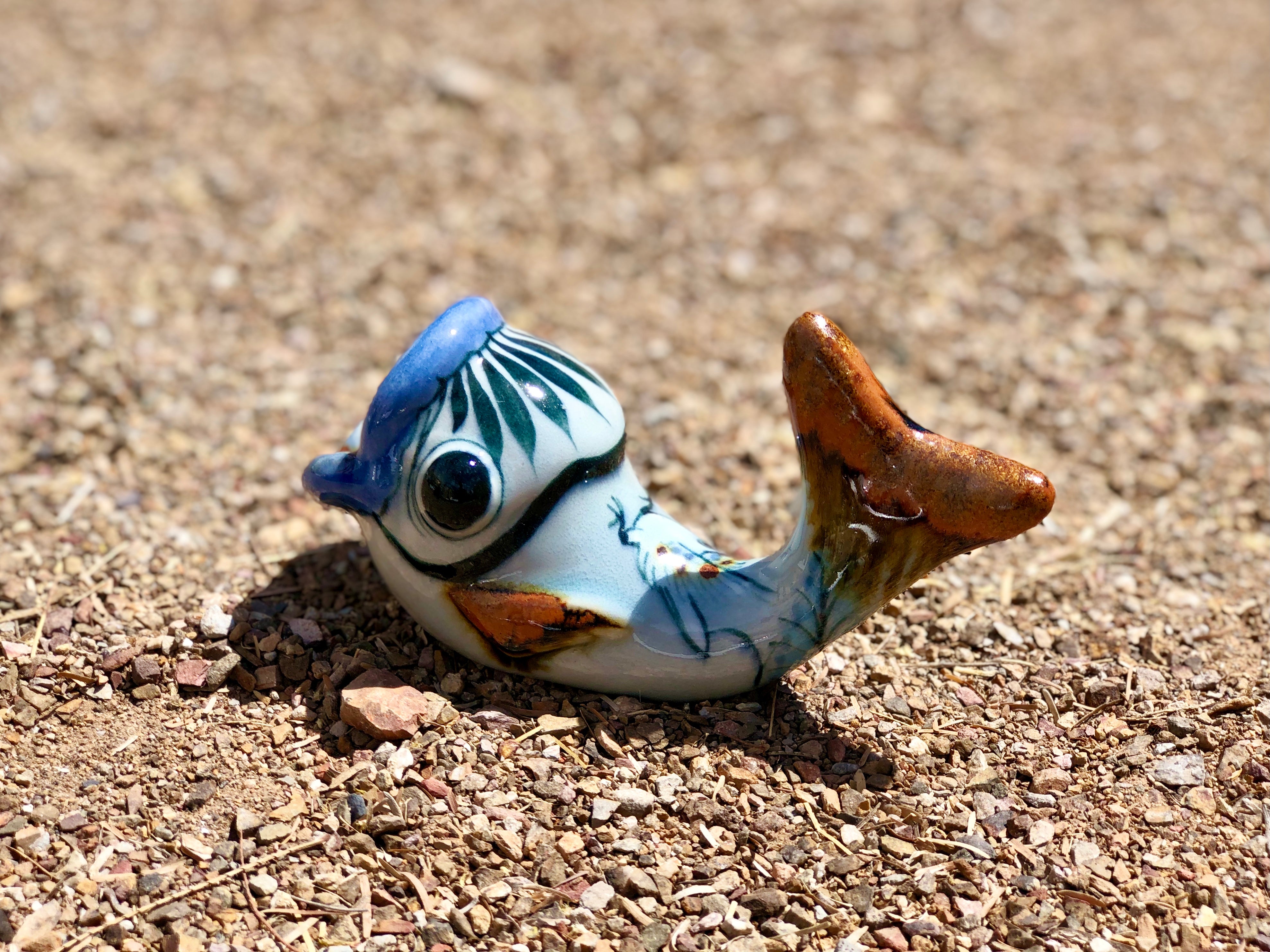Ken Edwards Pottery Smiling Fish In Stoneware (KE.E2A) – Del Sol/Off Fourth